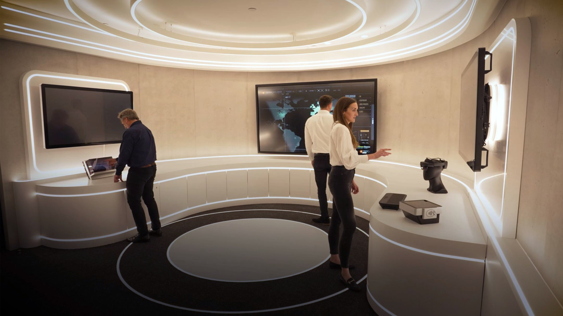 Showcasing Mastercard’s latest innovative payment solutions with the ...